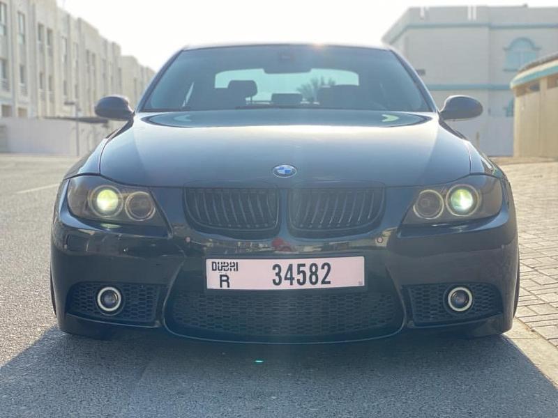 2007 BMW i3 in Dubai United Arab Emirates BMW i330